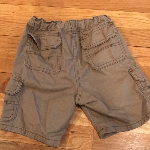 Bottoms | Khaki Cargo Shorts With Velcro Closure | Poshmark
